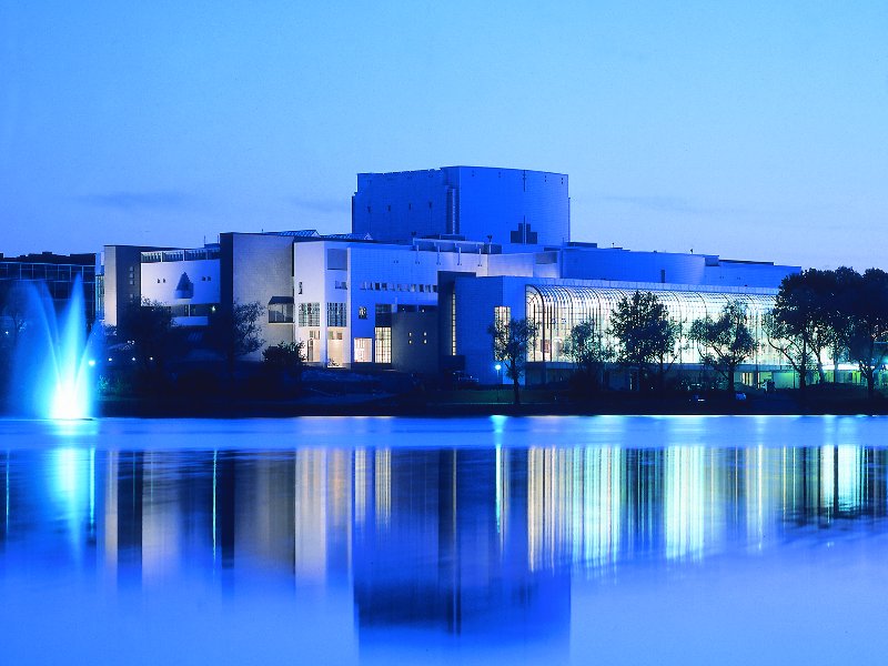 Kansallisoopperan säätiön uusi hallitus aloittaa toimikautensa | Amusa.fi