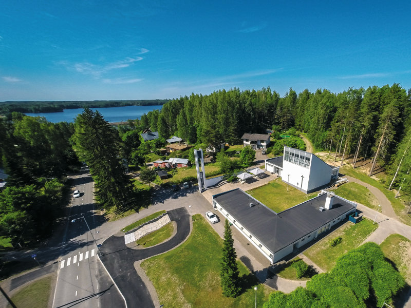 Rakkauspuisto ja 100 lintua -näyttely avautuu yleisölle | Amusa.fi